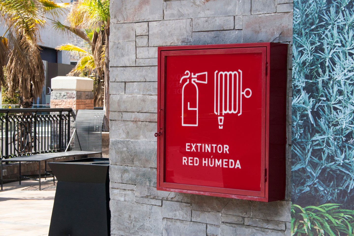 Branding & Environmental Graphics – Wayfinding Consultores